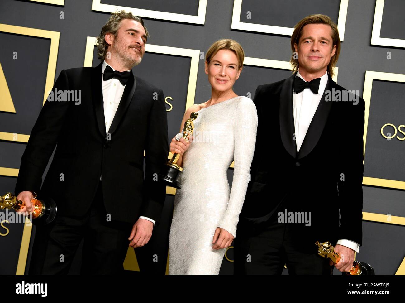 Jacquin Phoenix, winner of the Best Actor, Renee Zelleweger, winner of ...