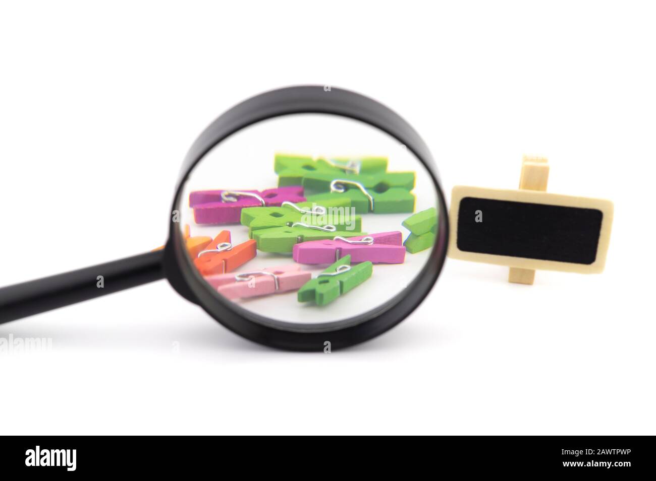 Magnifying glass over pin hi-res stock photography and images - Alamy