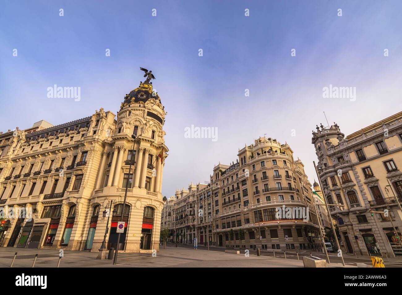 Gran via skyline hi-res stock photography and images - Alamy