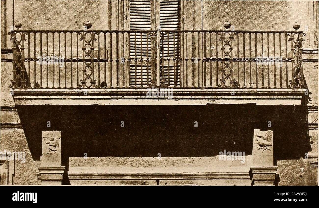 Il ferro nell'arte italiana; . Tav. XXIII. — 1. Balcone di Palazzo ...