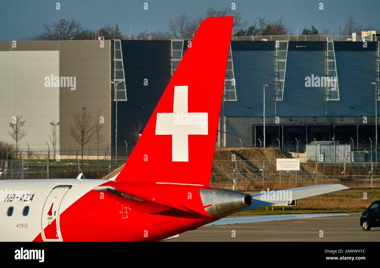 Airplane wing cross hi-res stock photography and images - Alamy
