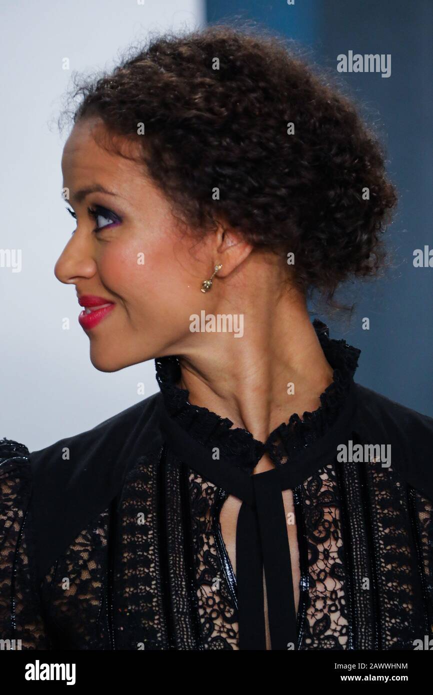 Gugu Mbatha-Raw walking on the red carpet at the 2020 Vanity Fair Oscar ...