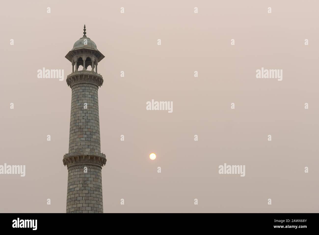 Small taj mahal hi-res stock photography and images - Alamy