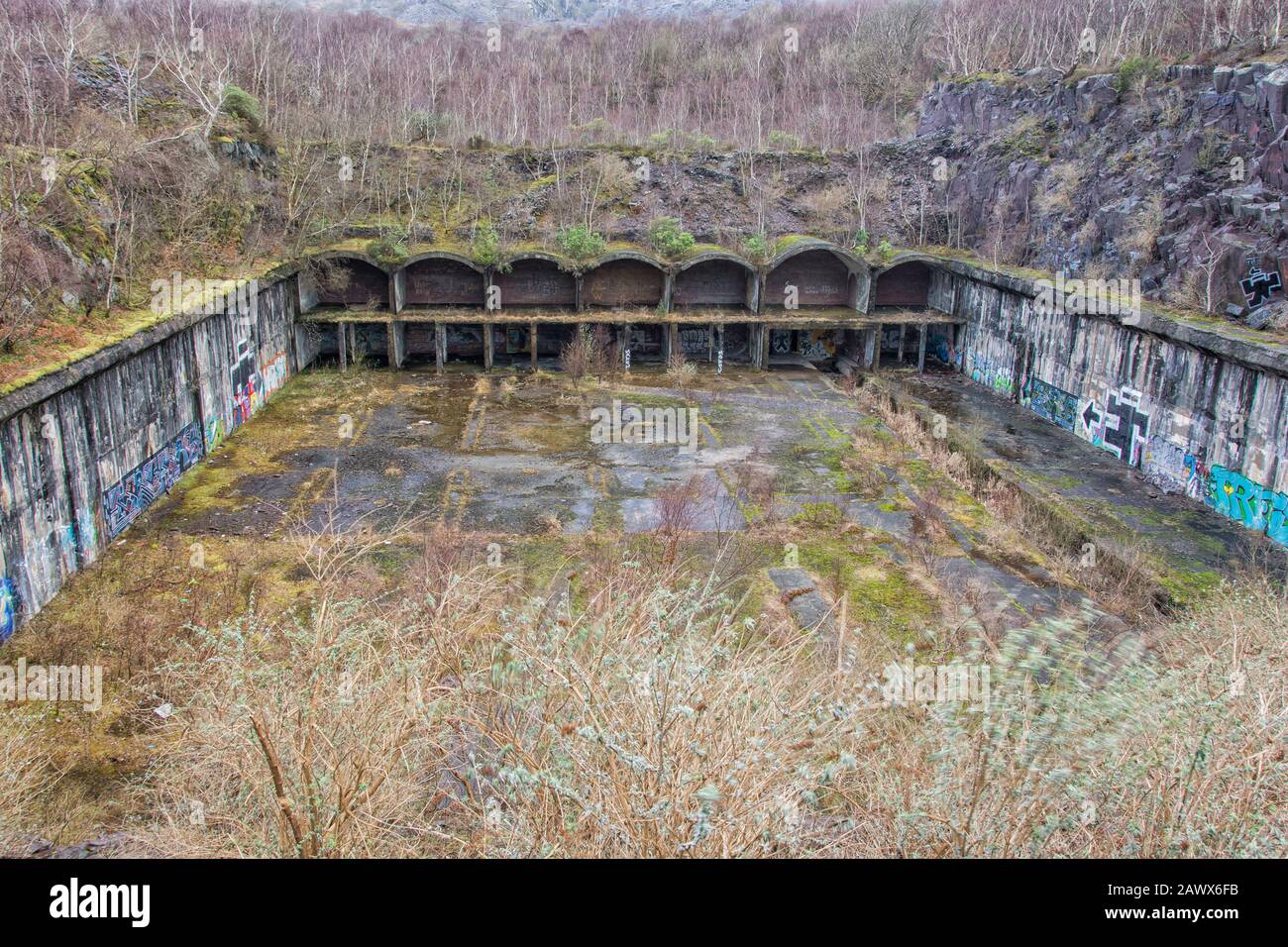 Underground bomb store hi-res stock photography and images - Alamy