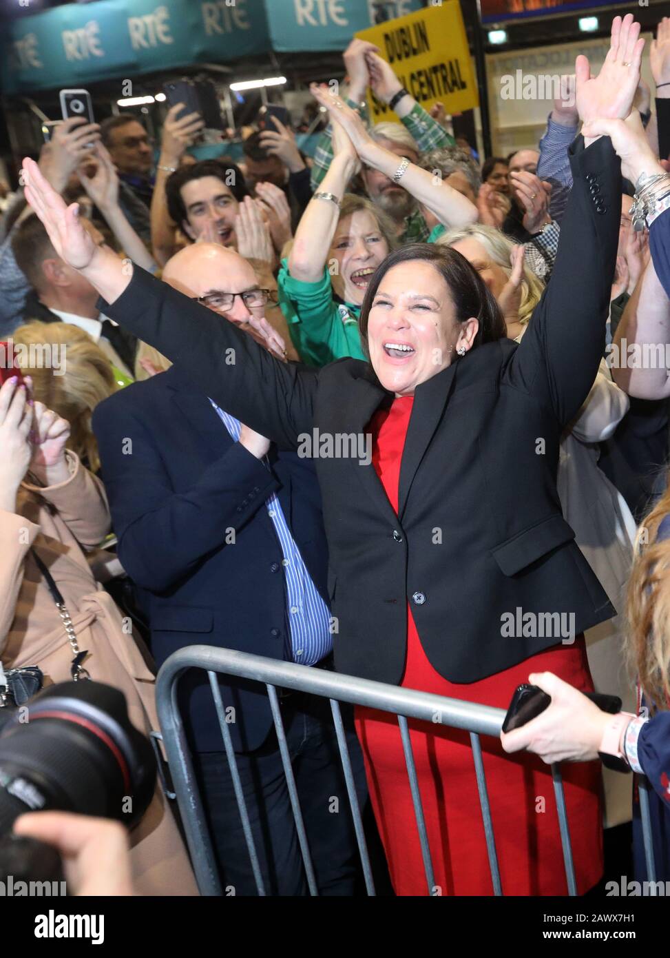 Sinn fein president mary lou hi-res stock photography and images - Alamy