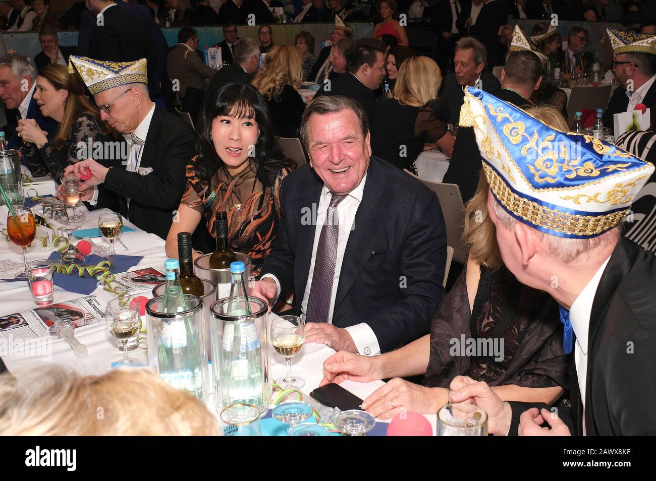 Hanover, Deutschland. 08th Feb, 2020. Gerhard Schroder with his wife ...