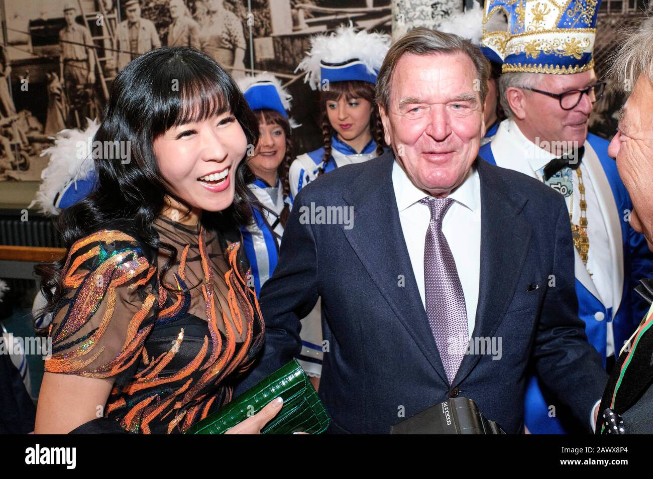 Hanover, Deutschland. 08th Feb, 2020. Gerhard Schroder with his wife ...