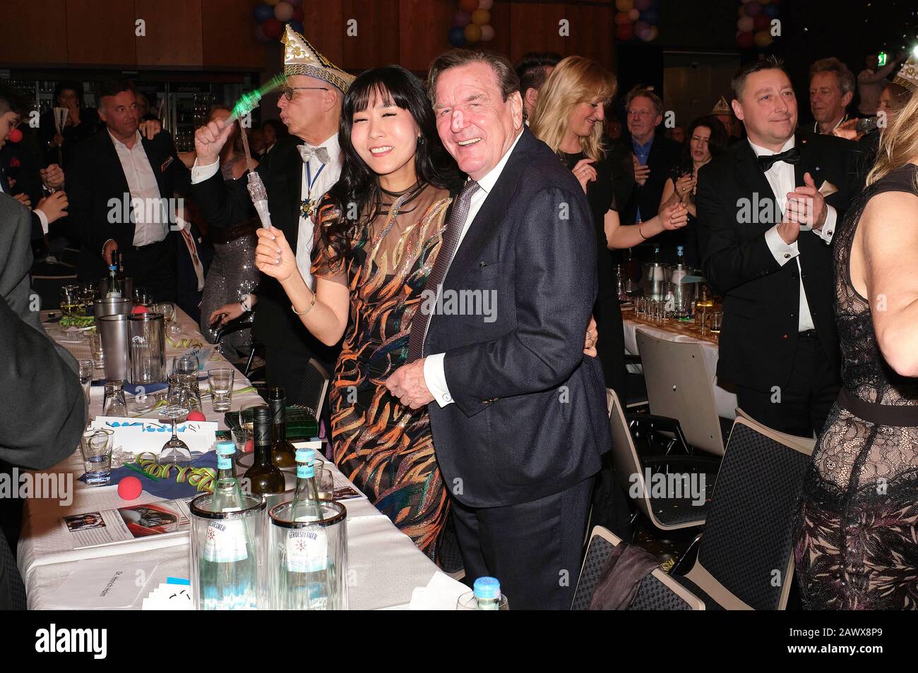 Hanover, Deutschland. 08th Feb, 2020. Gerhard Schroder with his wife ...