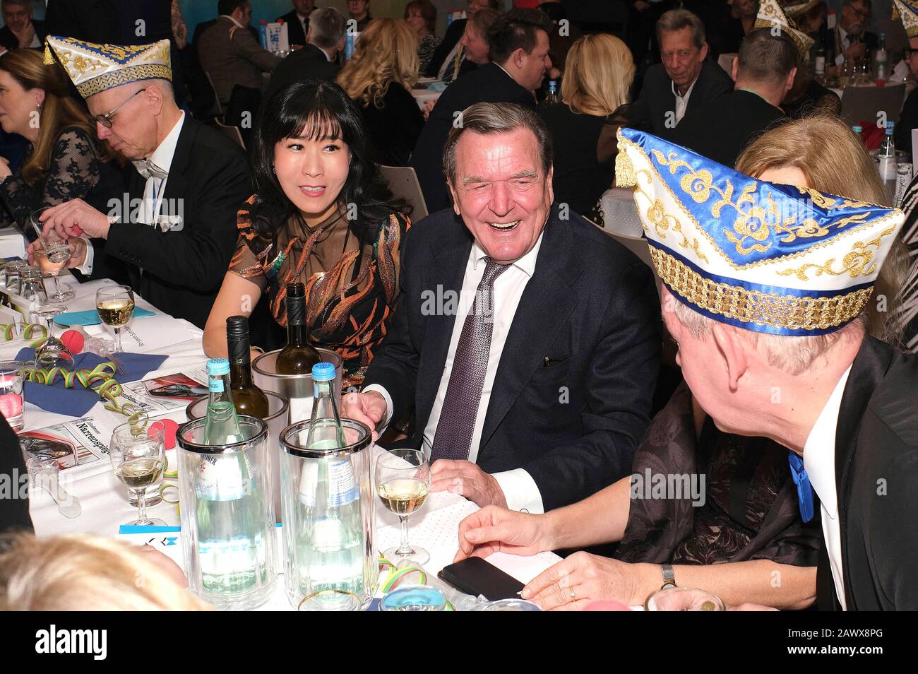 Hanover, Deutschland. 08th Feb, 2020. Gerhard Schroder with his wife ...