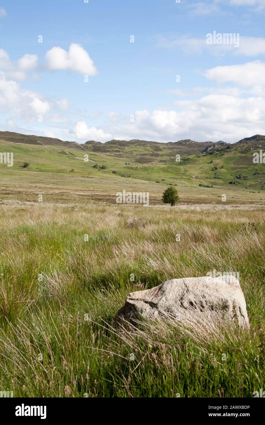 Moel Eilio slate quarries nestling beneath the slopes of Craig Ffynnon ...