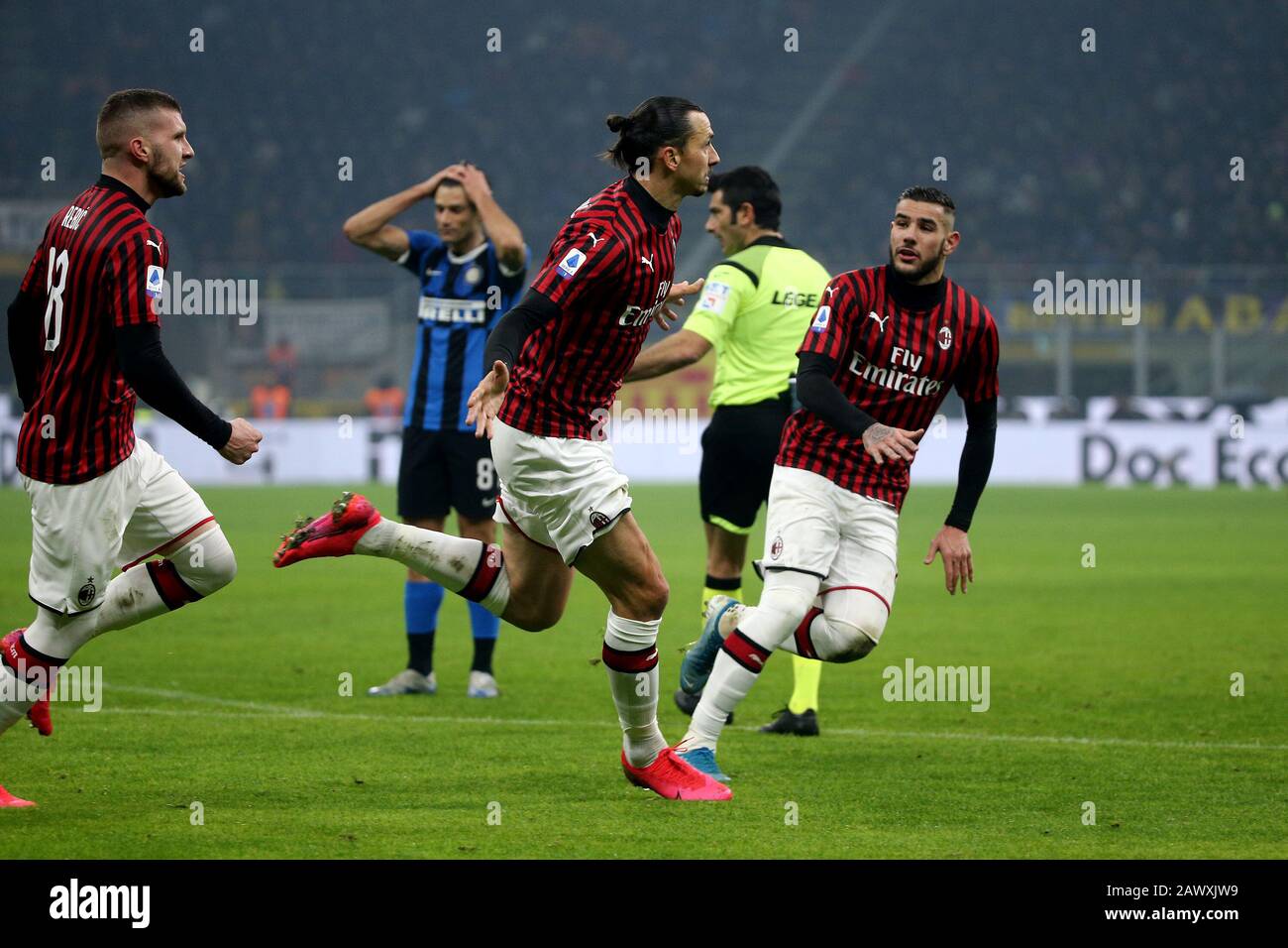 Zlatan goal ac milan inter hi-res stock photography and images - Alamy
