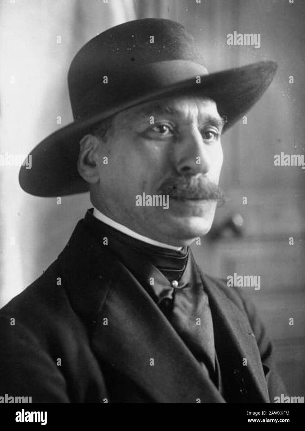Paul fort hi-res stock photography and images - Alamy