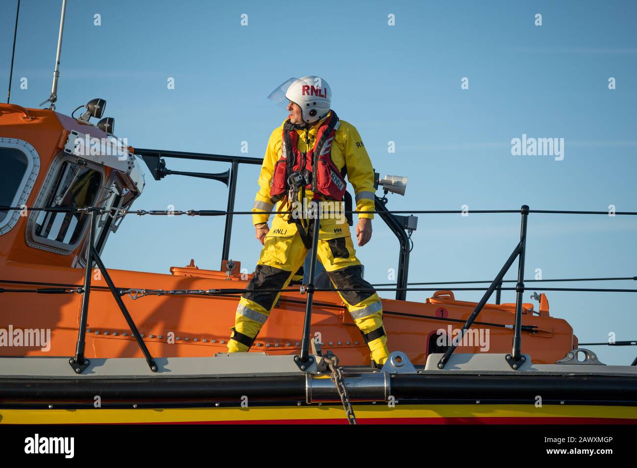 Rnli boat hi-res stock photography and images - Alamy
