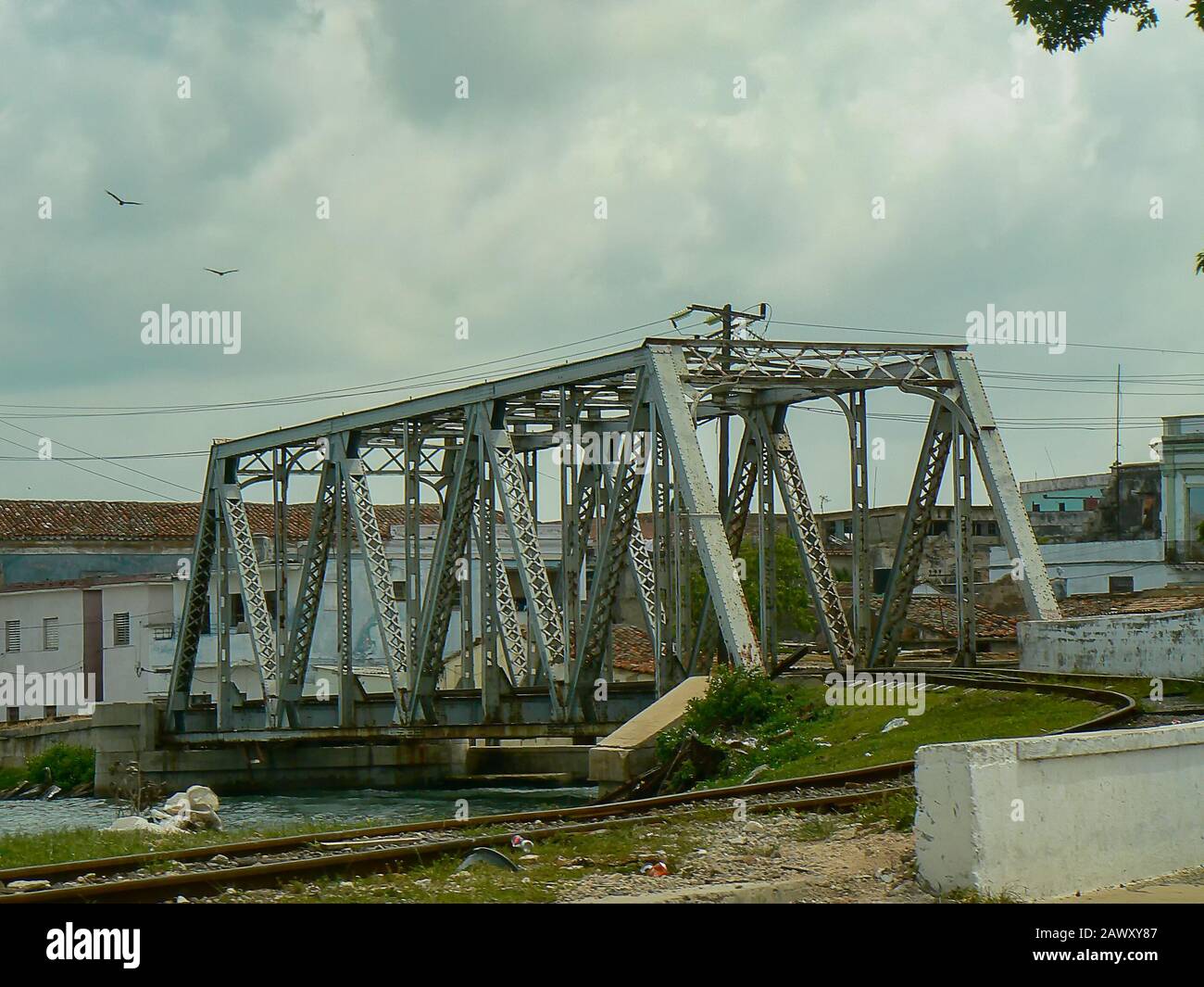 Cuban railway line hi-res stock photography and images - Alamy
