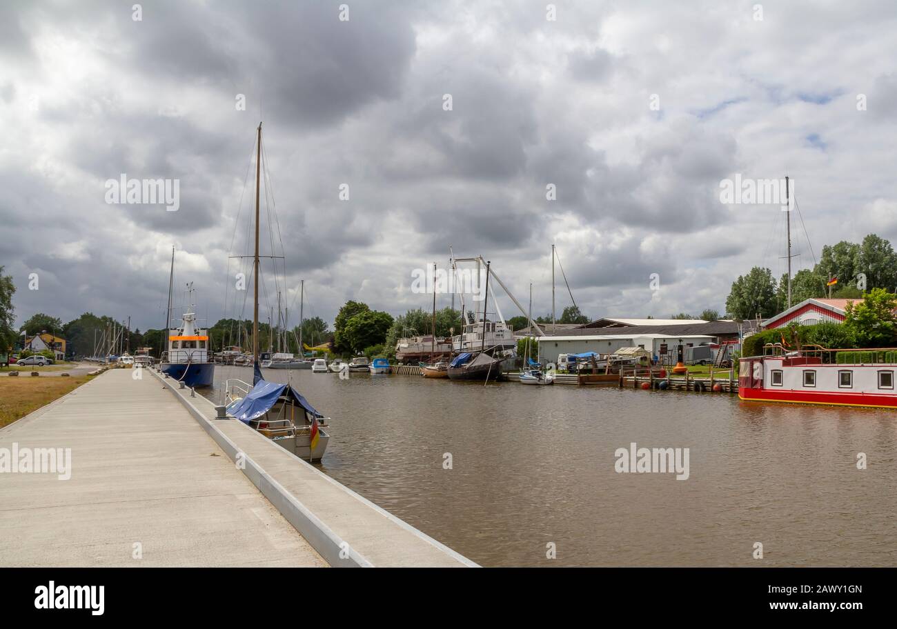 Varel hi-res stock photography and images - Alamy