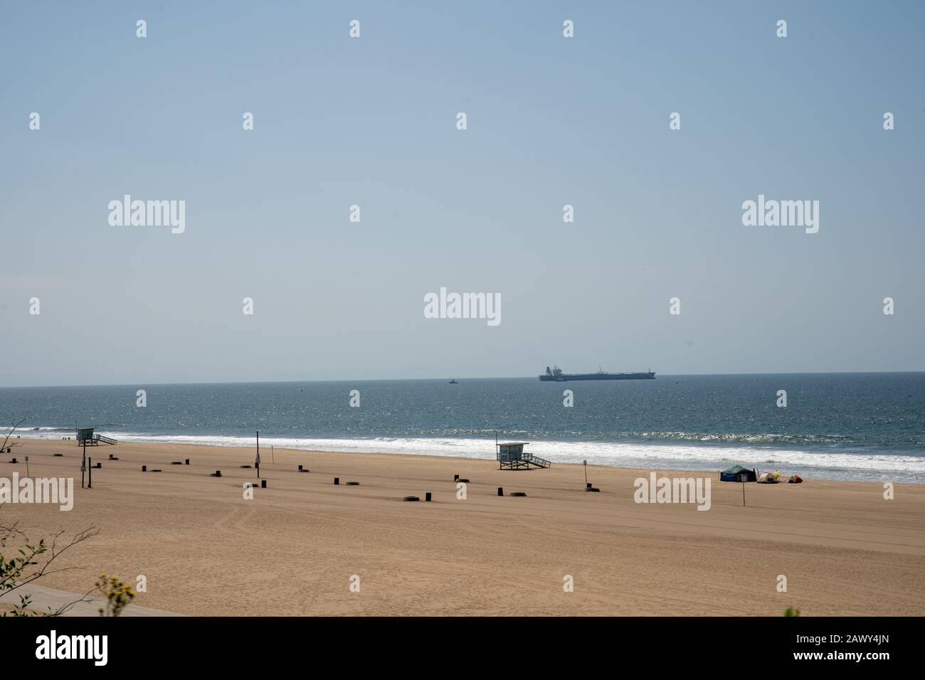 ocean beaches without people Baywatch tower Stock Photo - Alamy