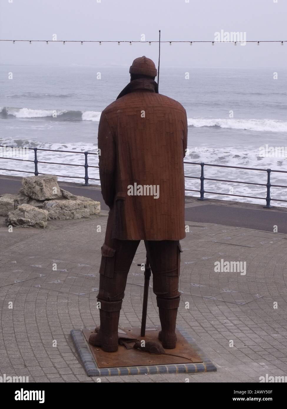 Filey Fisherman Statue - High Tide in Short Wellies - Ray Lonsdale ...