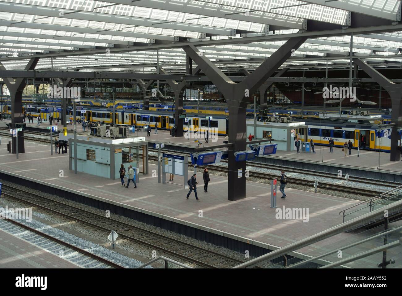 Central Train Station Rotterdam The Netherlands Stock Photo - Alamy