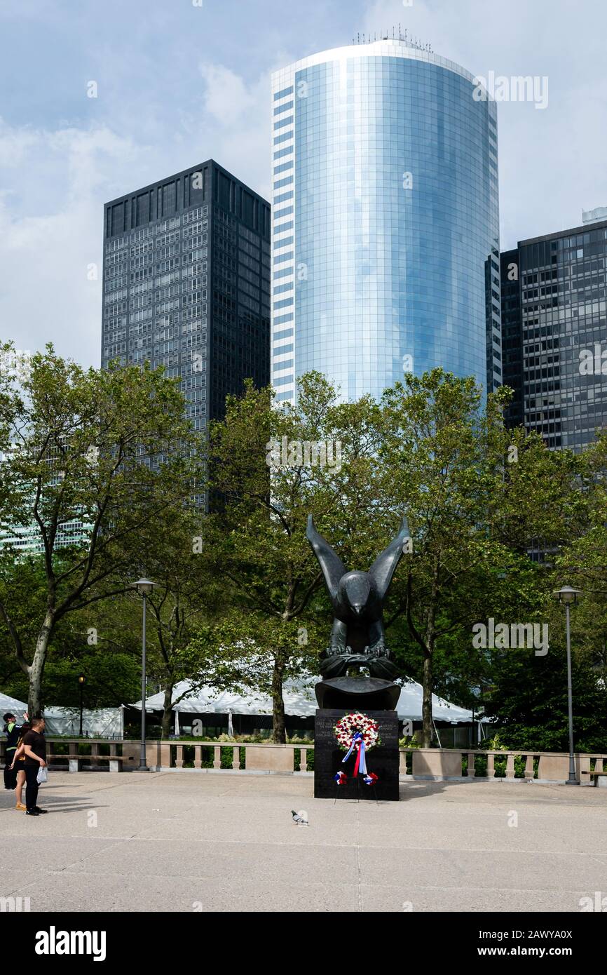 New york manhattan battery park memorial eagle monument hi-res stock ...