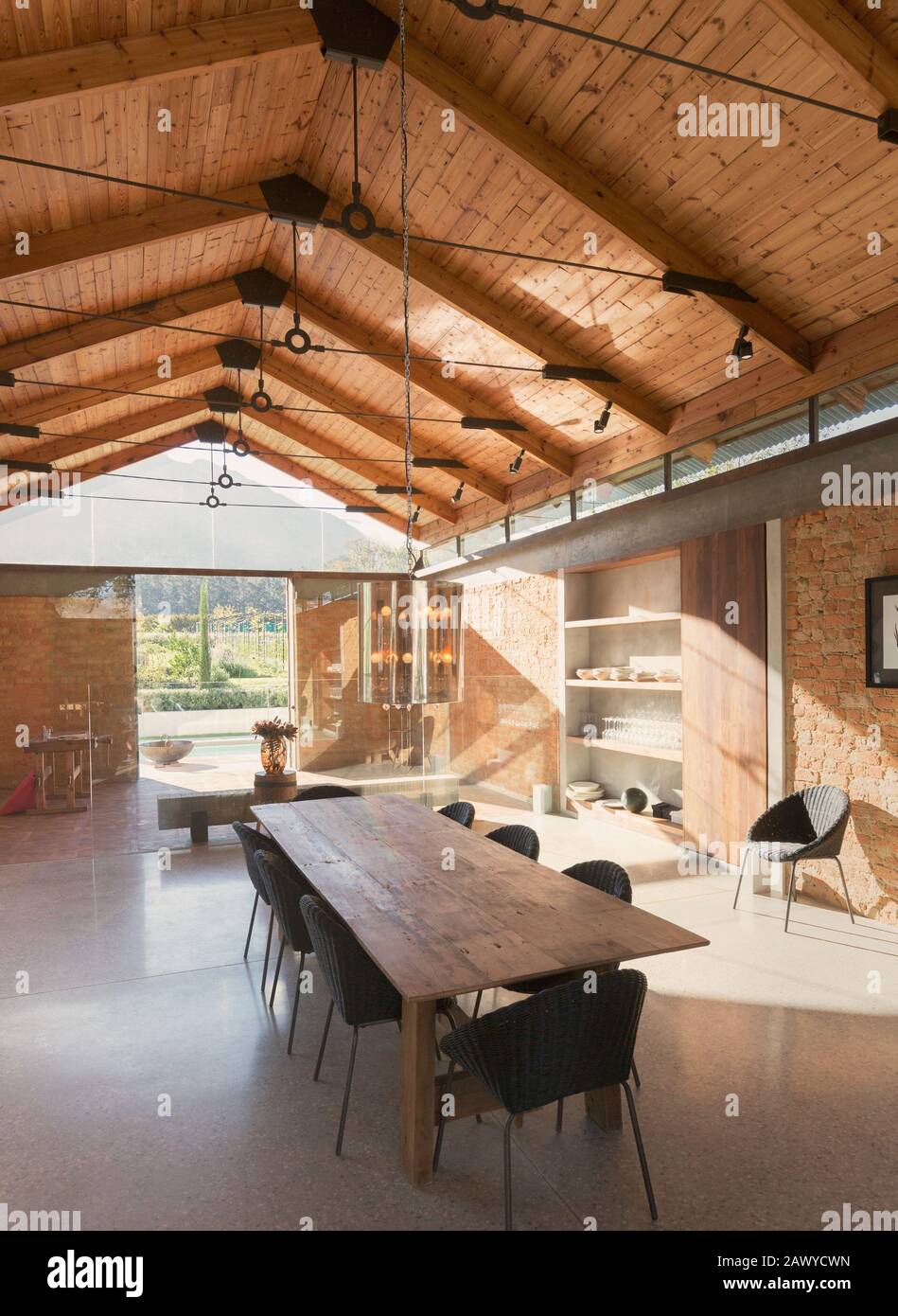 Stained Wood Cathedral Ceiling Ideas Vaulted Ceiling Ideas: 12 Cool