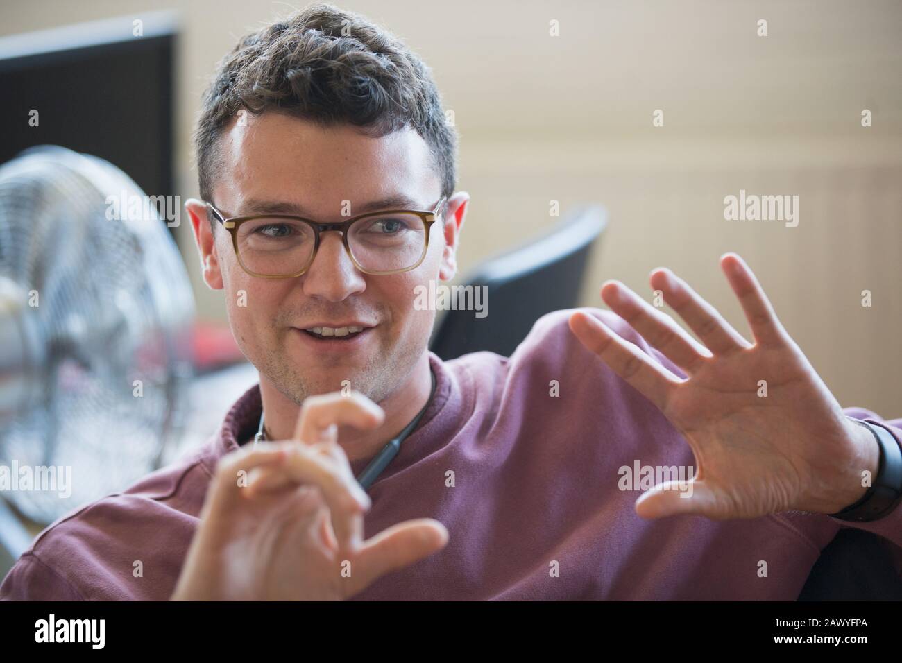 Explaining millennial hi-res stock photography and images - Alamy