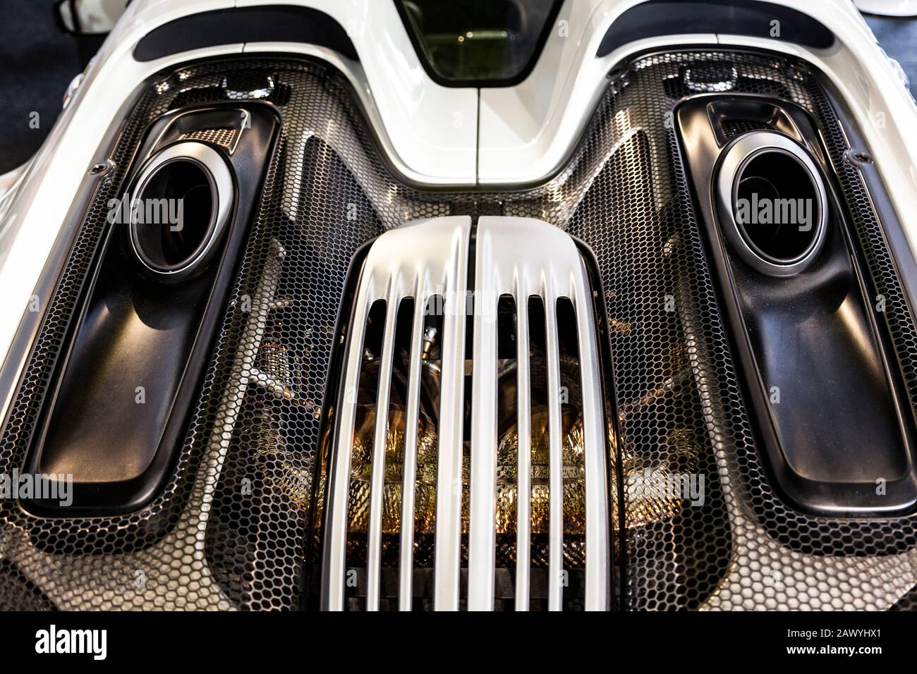 Porsche 918 Engine