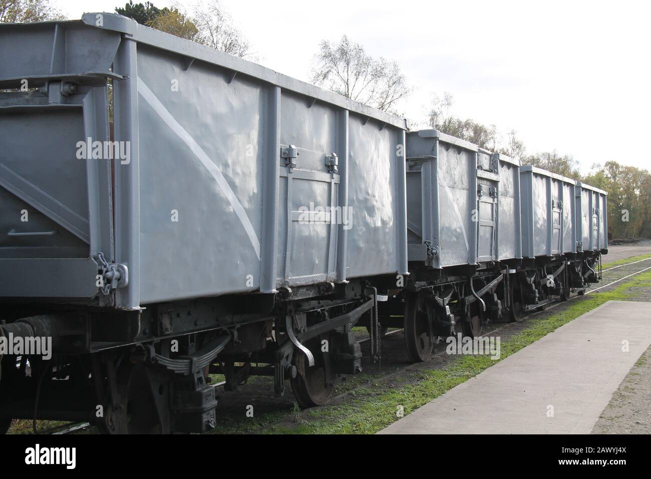 Open top wagon hi-res stock photography and images - Alamy