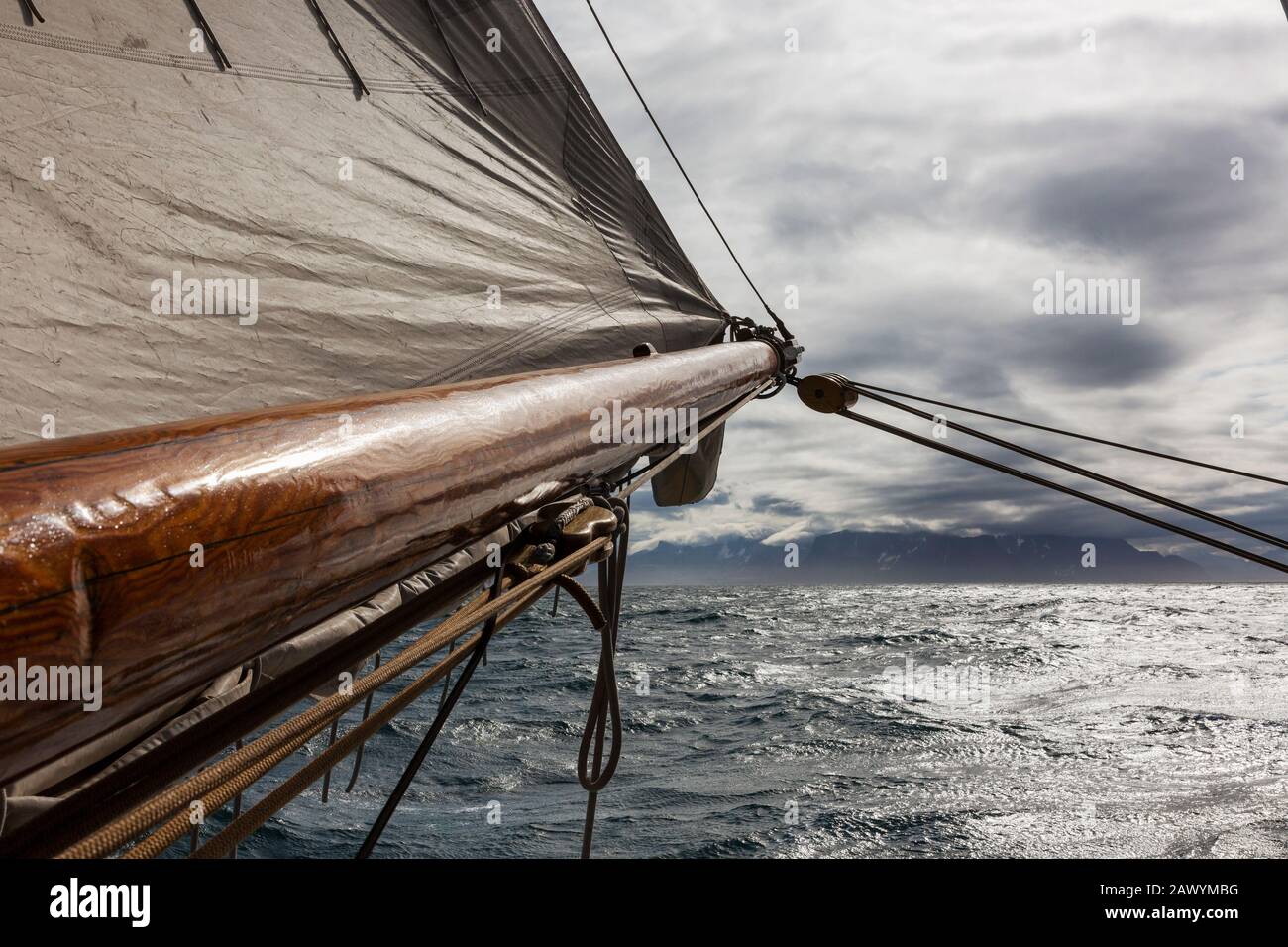 Wooden ship mast and sail over sunny Atlantic Ocean Stock Photo - Alamy