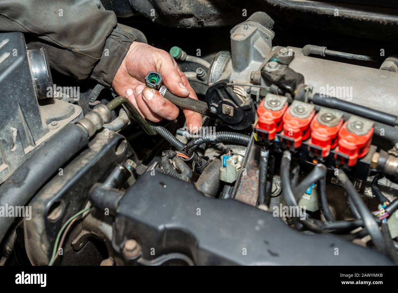 Rocker shaft hi-res stock photography and images - Alamy