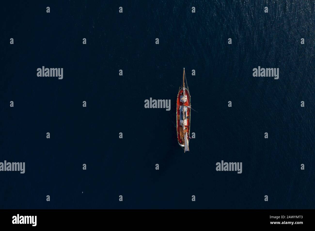 View from above ship sailing on Atlantic Ocean Stock Photo - Alamy