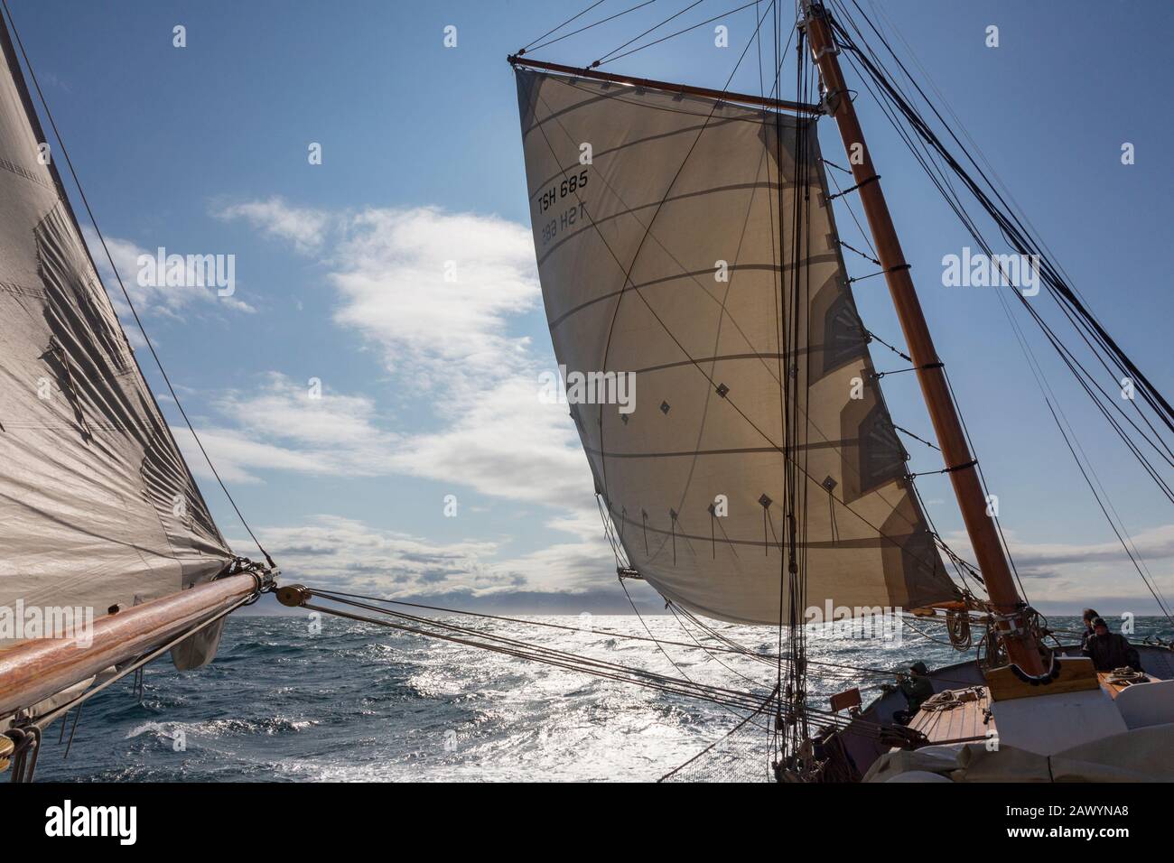 Sails blowing in wind hi-res stock photography and images - Alamy