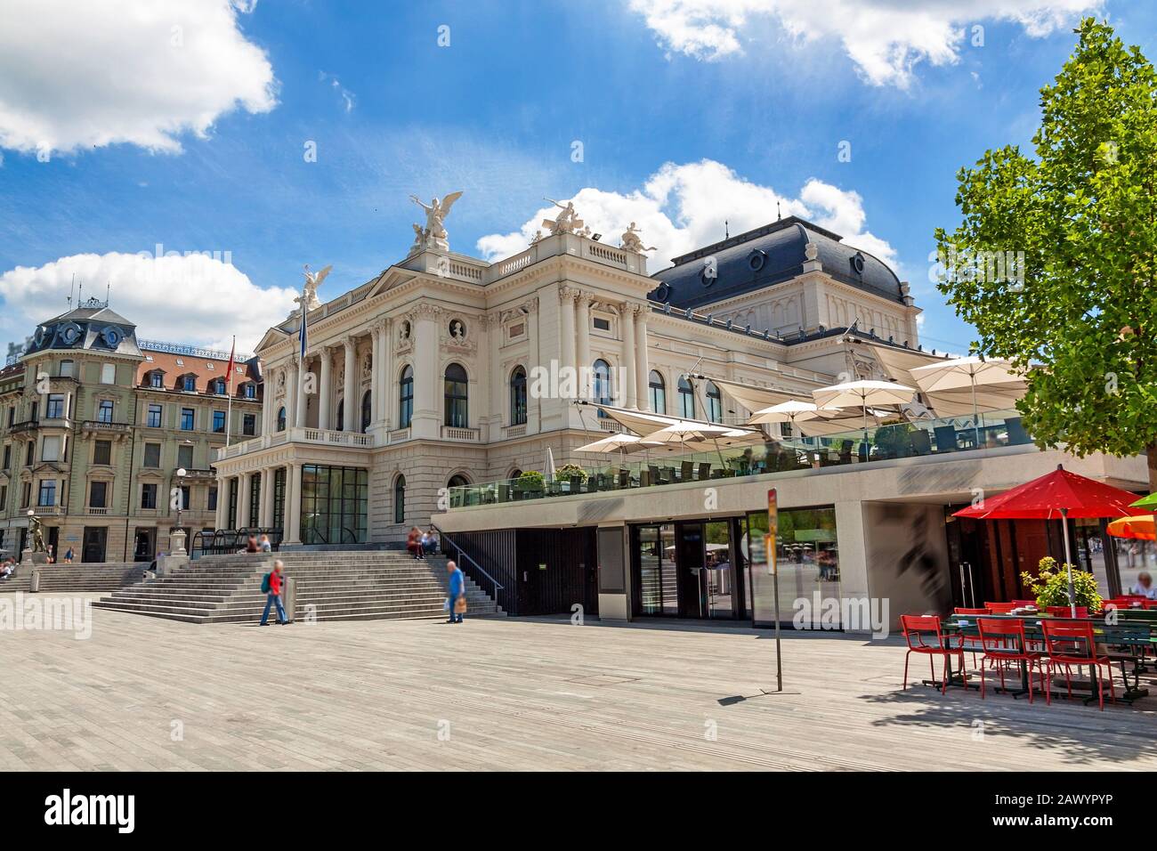 Zurich Opera house building (Opernhaus Zuerich) - side view from ...