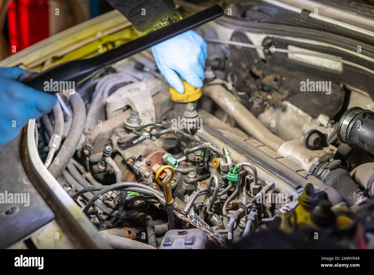 Has been dismantled workshop hi-res stock photography and images - Alamy