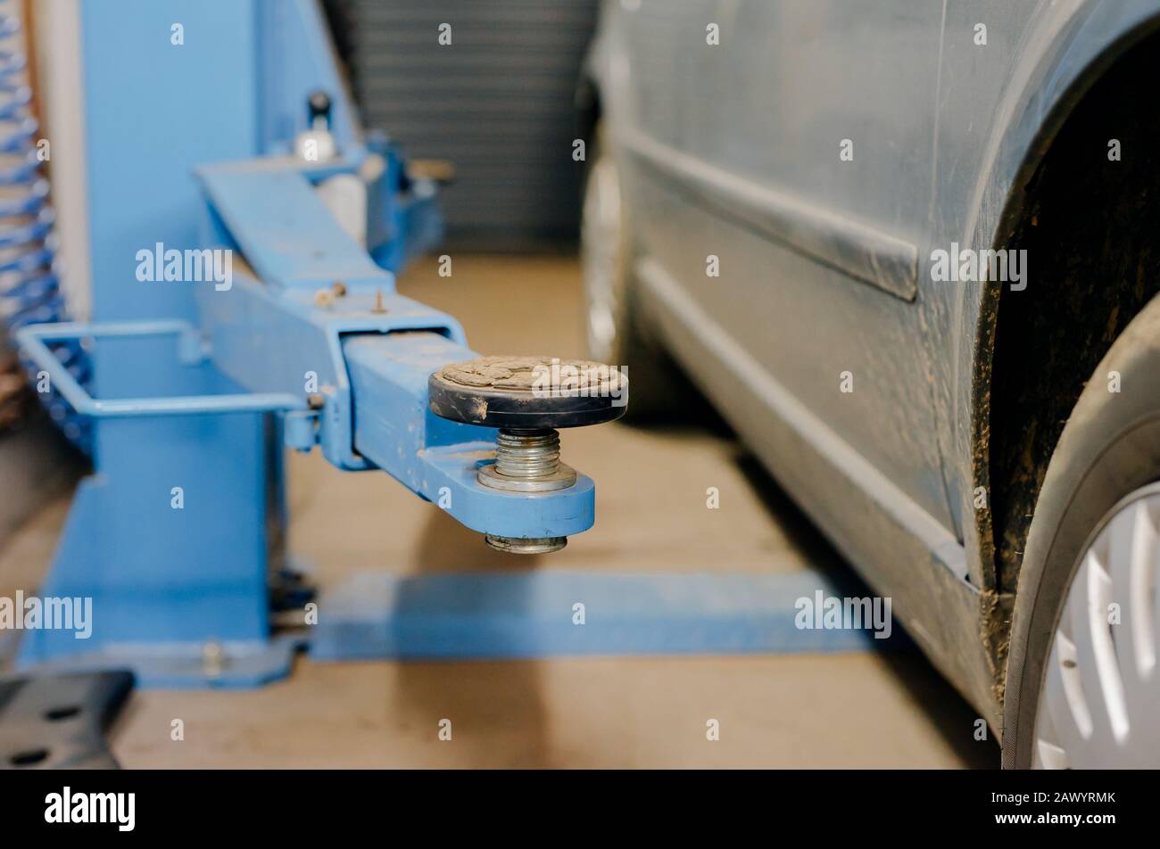 Inside a lift hi-res stock photography and images - Alamy