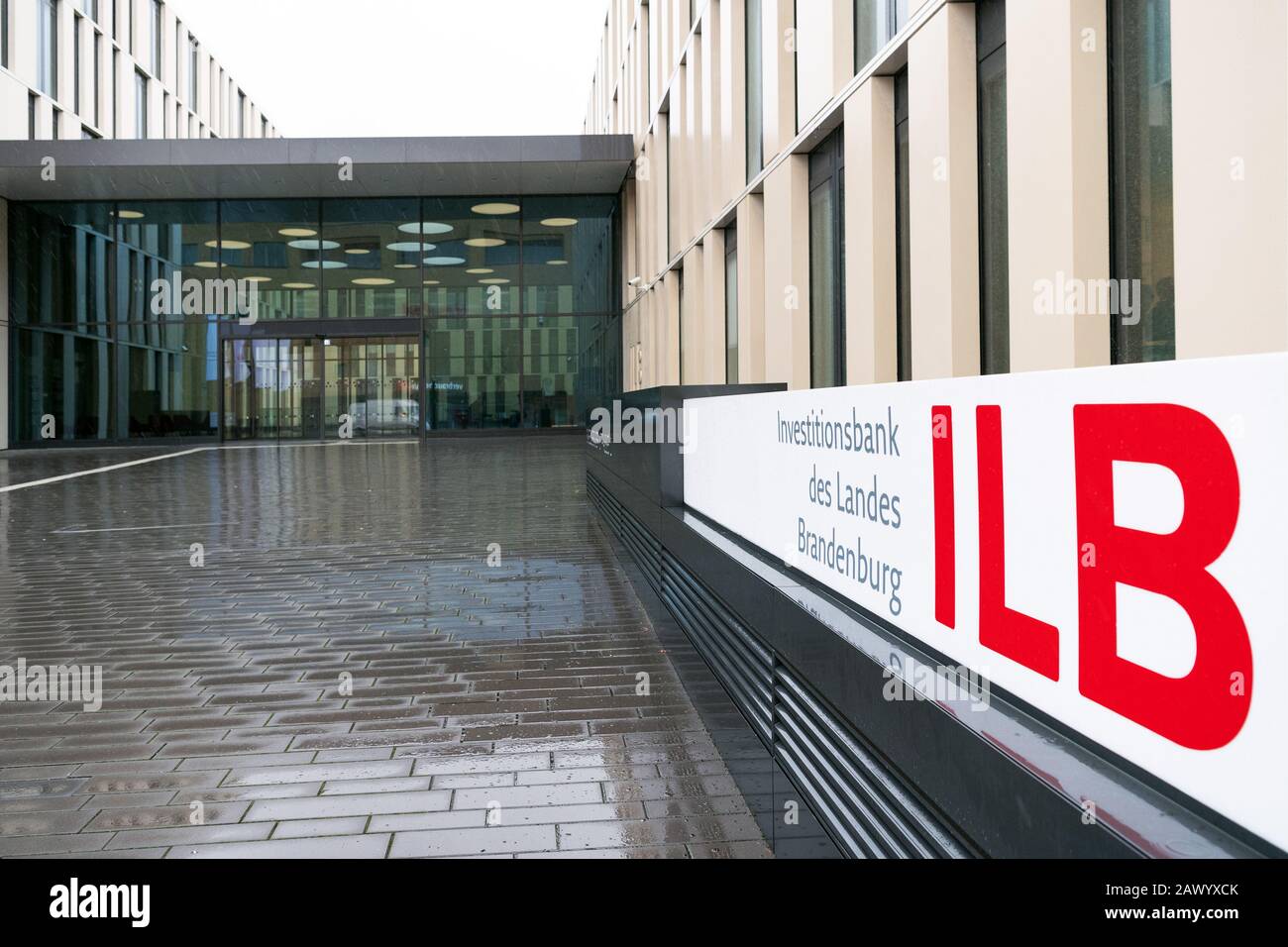 Ilb font hi-res stock photography and images - Alamy