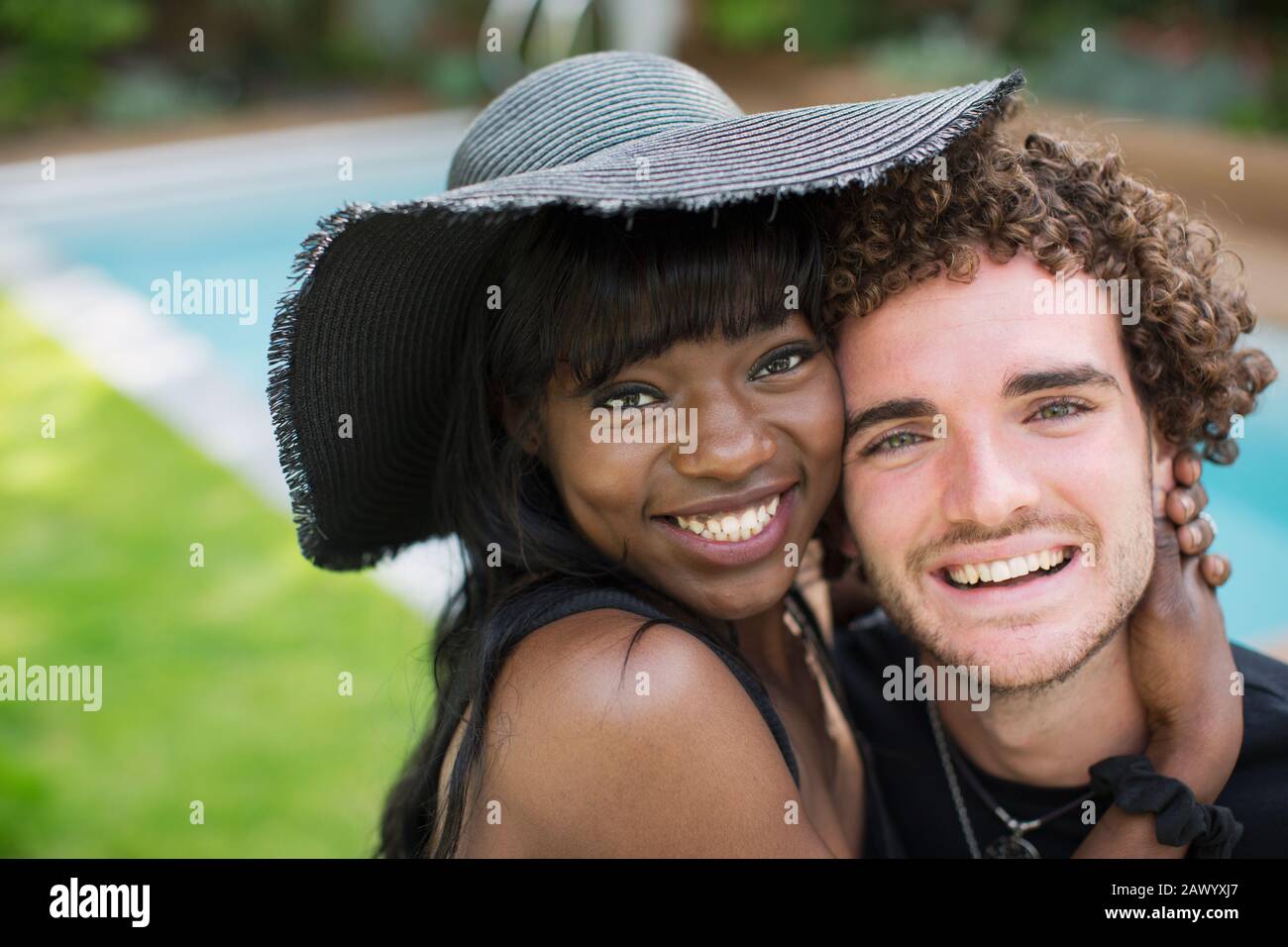 Close up happy young people hi-res stock photography and images - Alamy