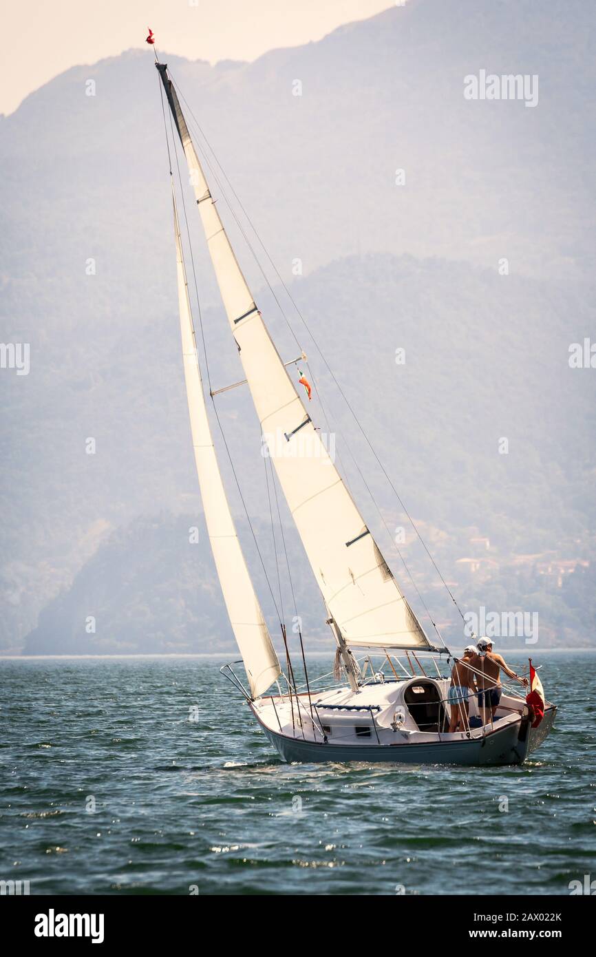 Lake como sailing yacht hi-res stock photography and images - Alamy