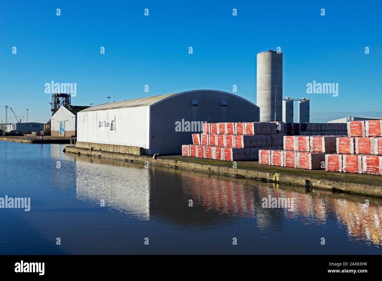 Goole docks hi-res stock photography and images - Alamy