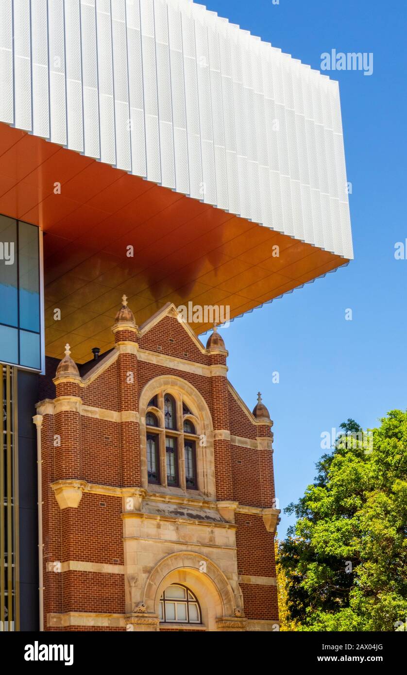 New Museum of WA, juxtaposition of modern architecture and the original ...