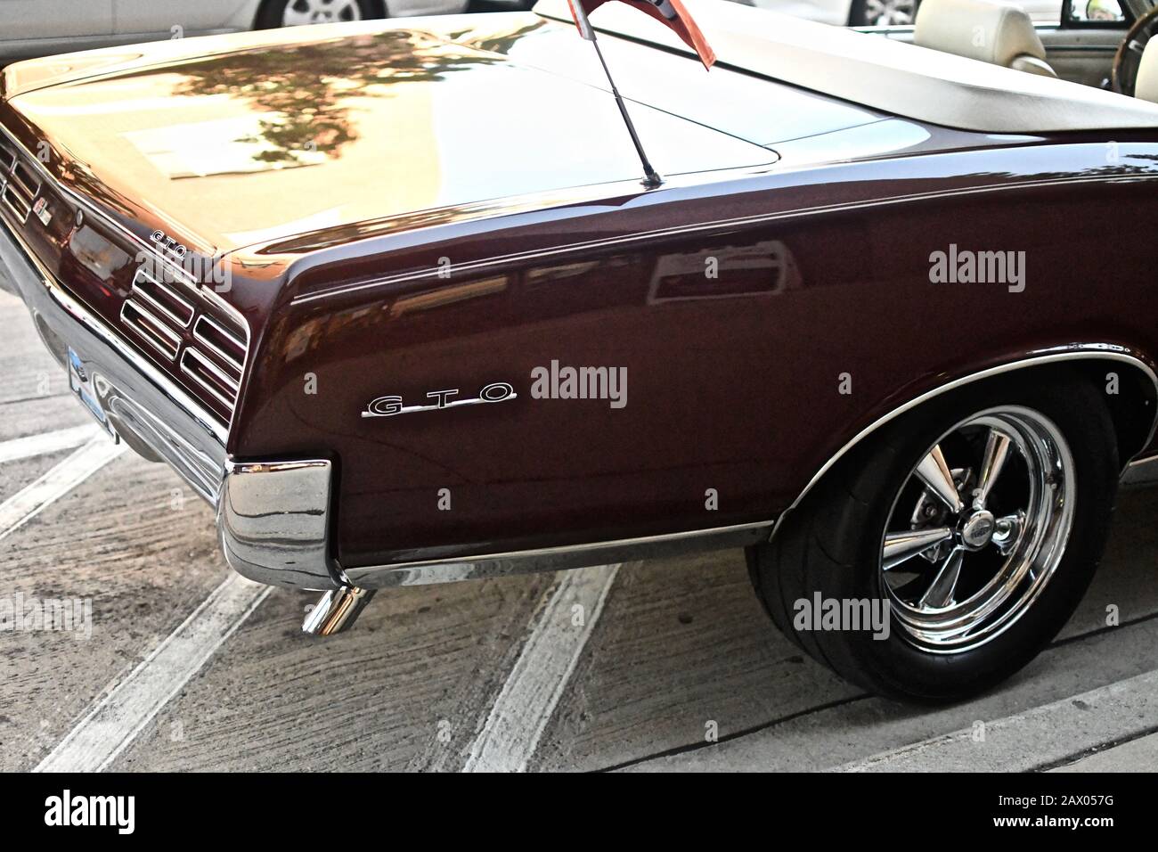 Pontiac gto car hi-res stock photography and images - Alamy