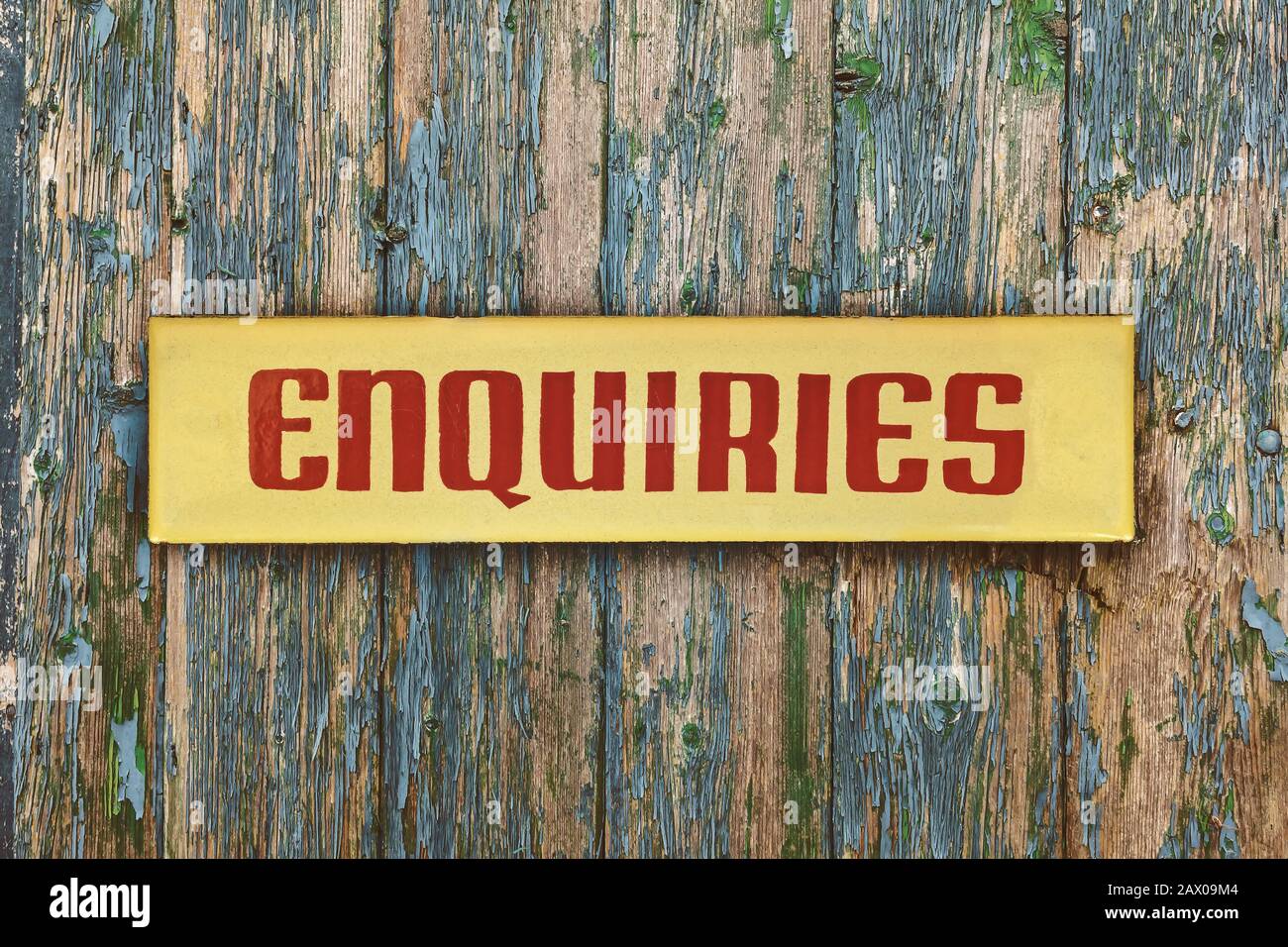 Vintage enquiry placard on an eroded wooden wall background Stock Photo ...