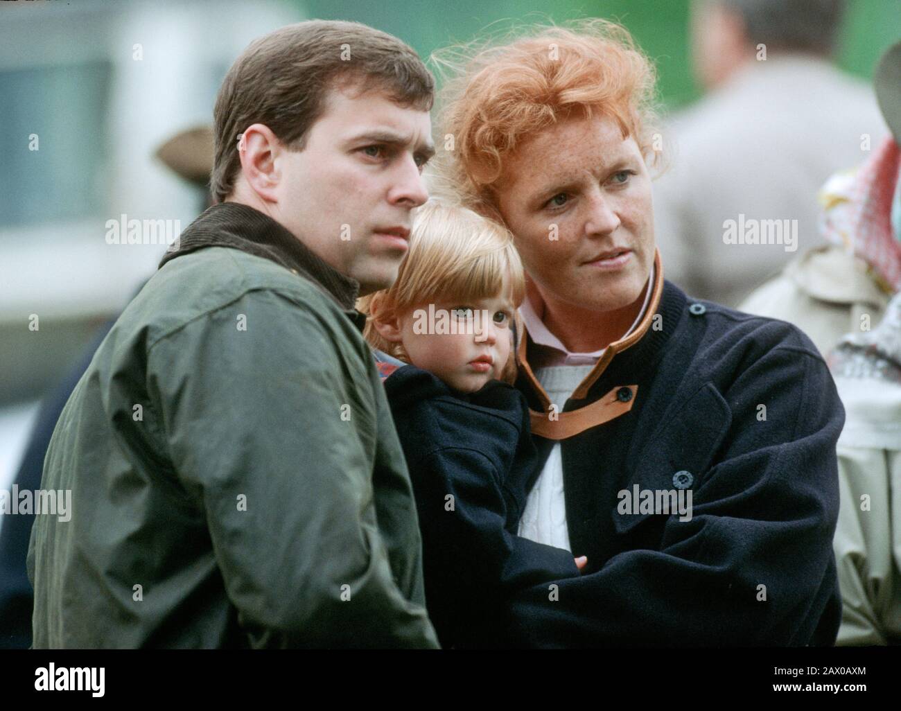 Prince andrew and sarah ferguson 1990 hi-res stock photography and ...