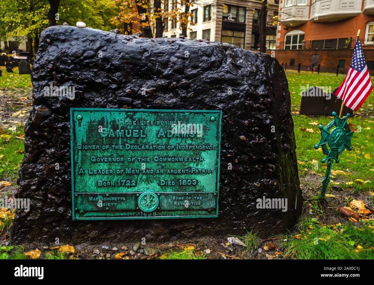 Grave of samuel adams hi-res stock photography and images - Alamy