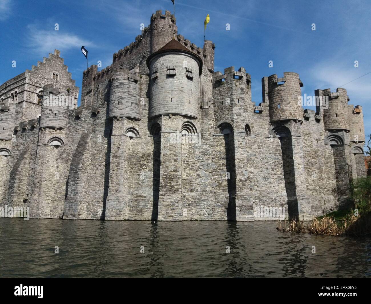 Medieval castle gravensteen hi-res stock photography and images - Alamy