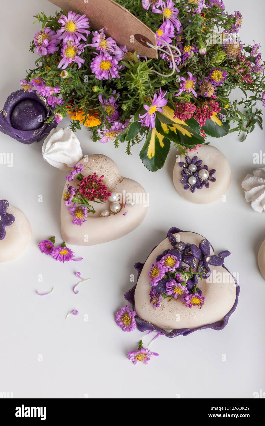 Hearts of marzipan hi-res stock photography and images - Alamy