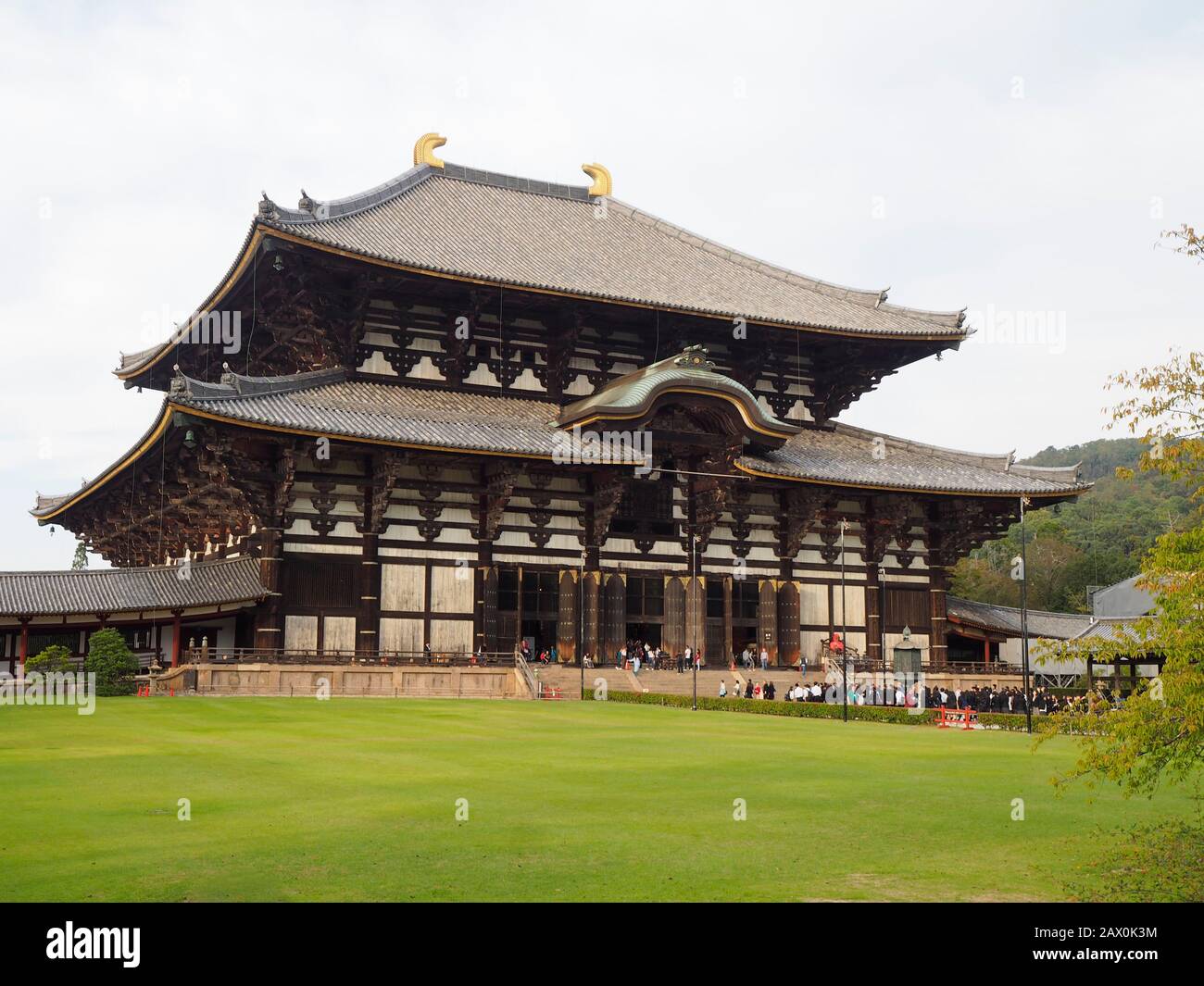 Nara, Japan - 15 Oct 2018: Great Buddha Hall (Daibutsuden) of Tōdai-ji ...