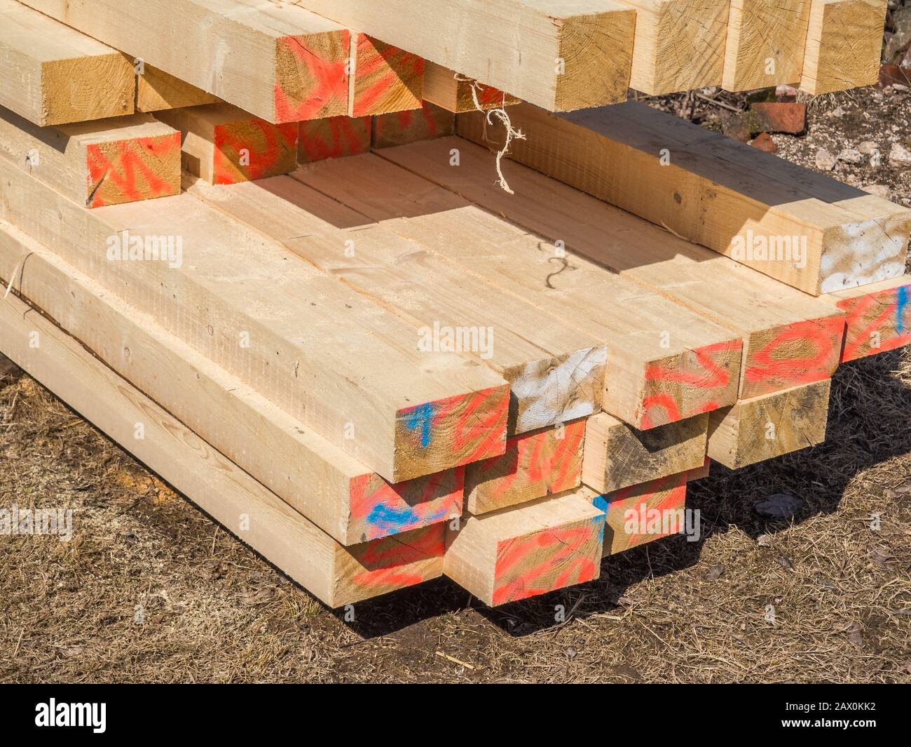 Construction timber for the building site Stock Photo - Alamy