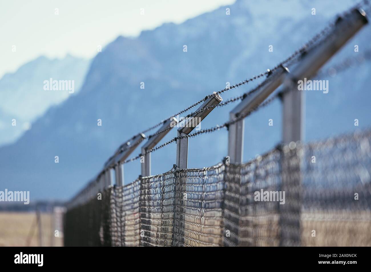 Demarcate hi-res stock photography and images - Alamy