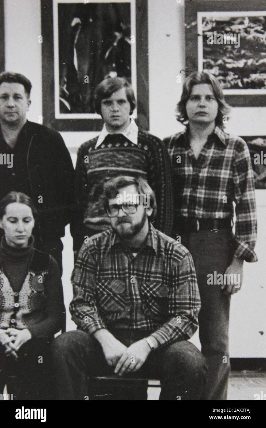 Gathering artists hi-res stock photography and images - Alamy