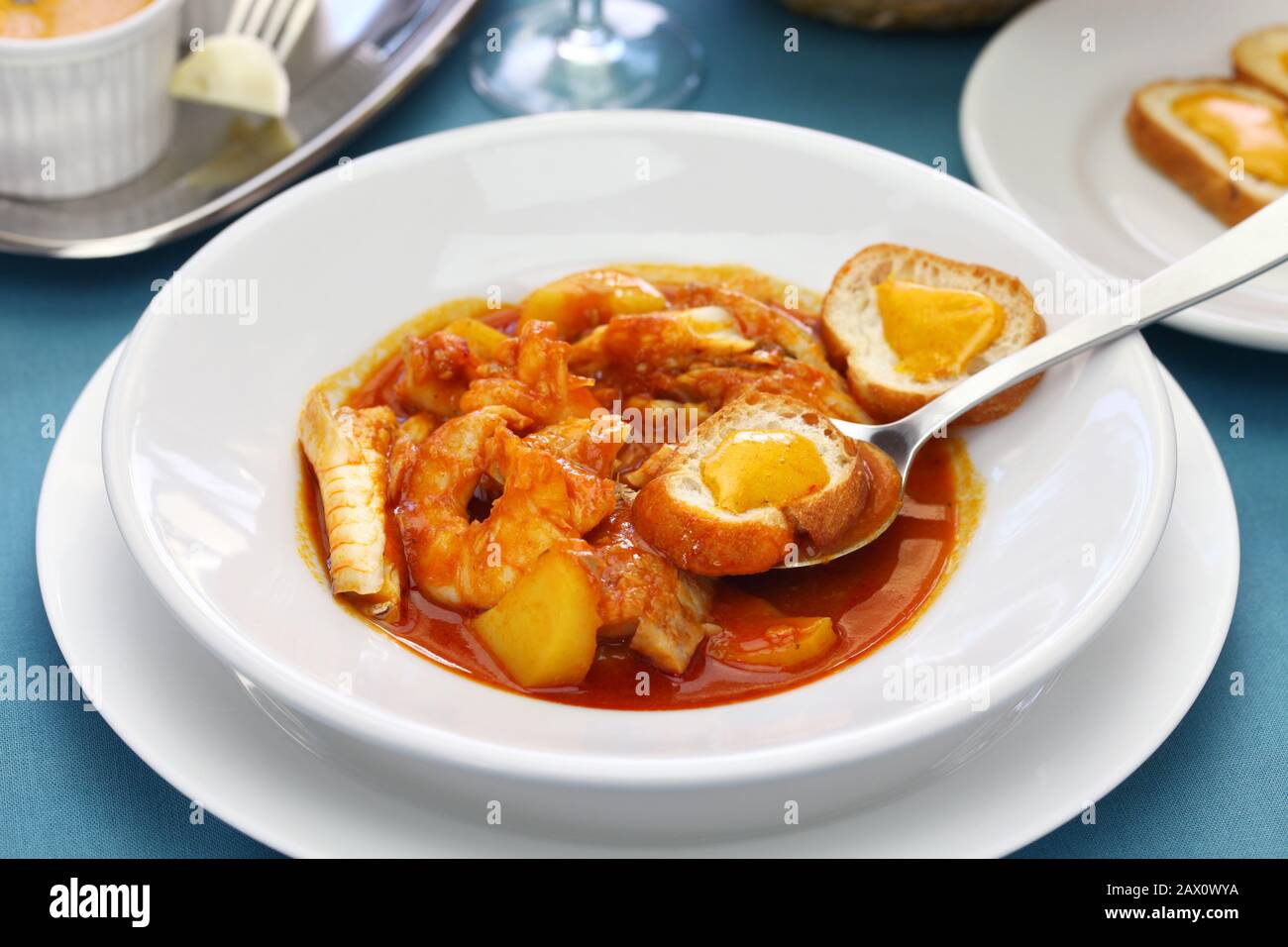 bouillabaisse, soupe de poisson, french marseille fish soup Stock Photo ...
